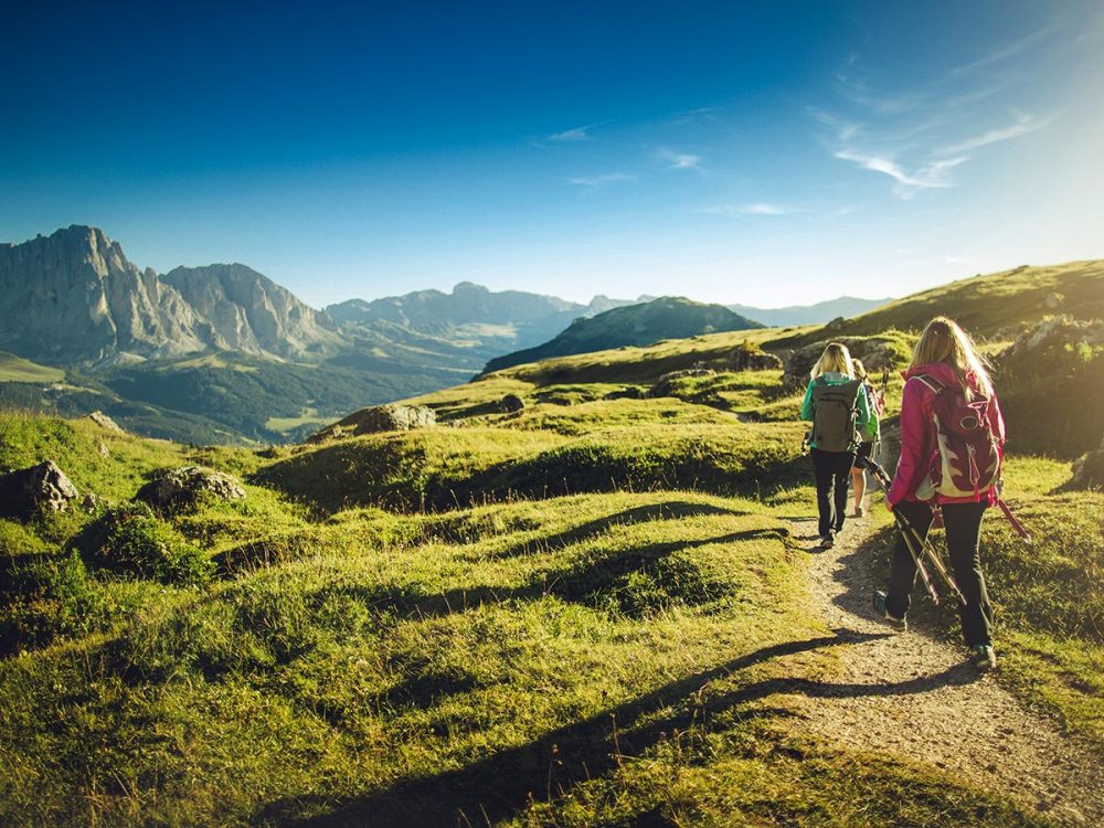 Dolomites Hut to Hut Hiking Tour - Experience Italy's Alps