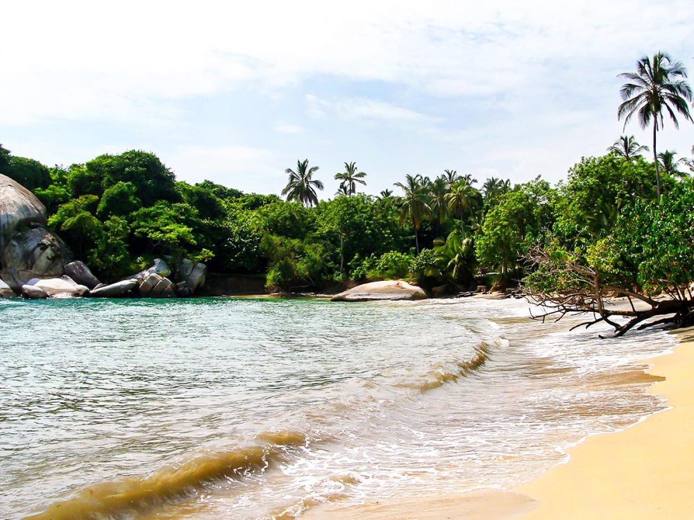 Colombia Trekking Tour of the Caribbean Beaches and Lost City