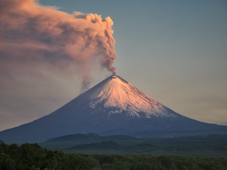 Guided Kamchatka Tour (Kamchatka, Russia)